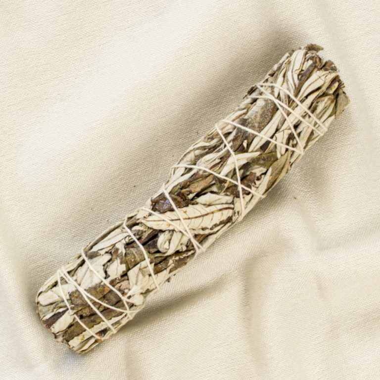 What are Smudge Sticks, and what do they do? - Snug Scent®
