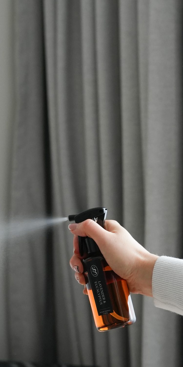 Natural Room Sprays - Snug Scent